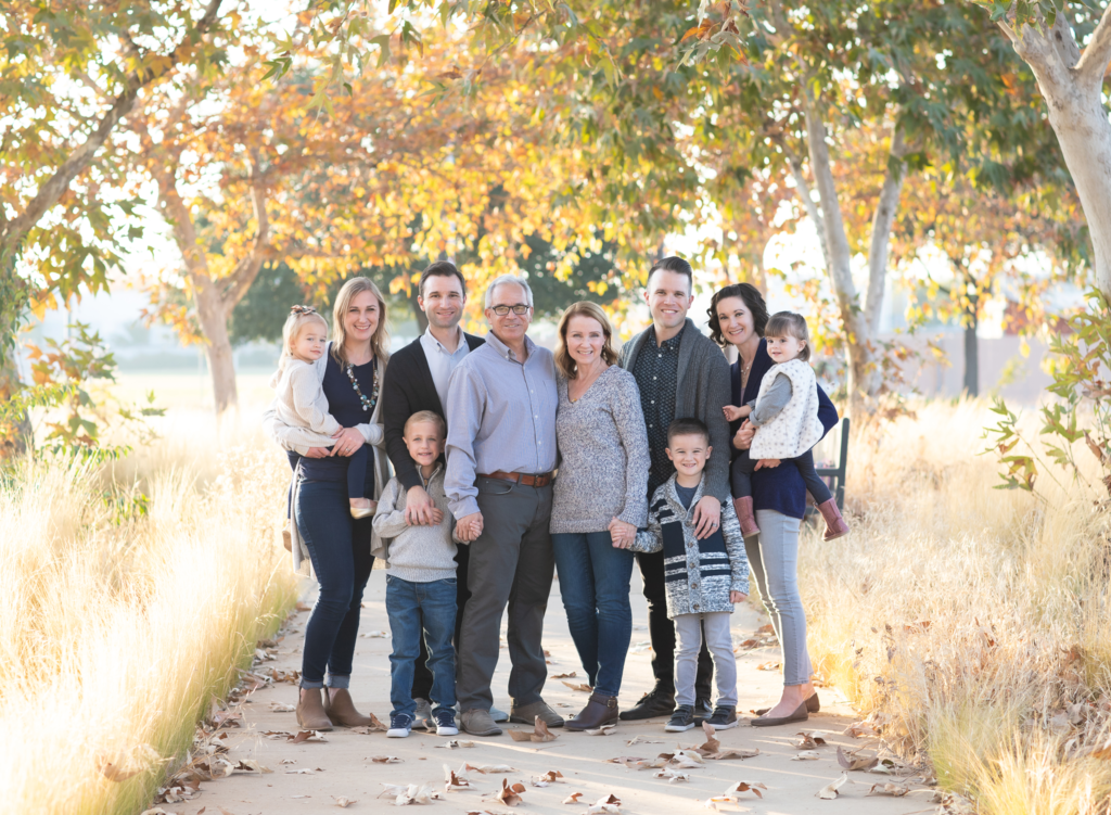 Extended Family Portraits Brochure – Field House Photography
