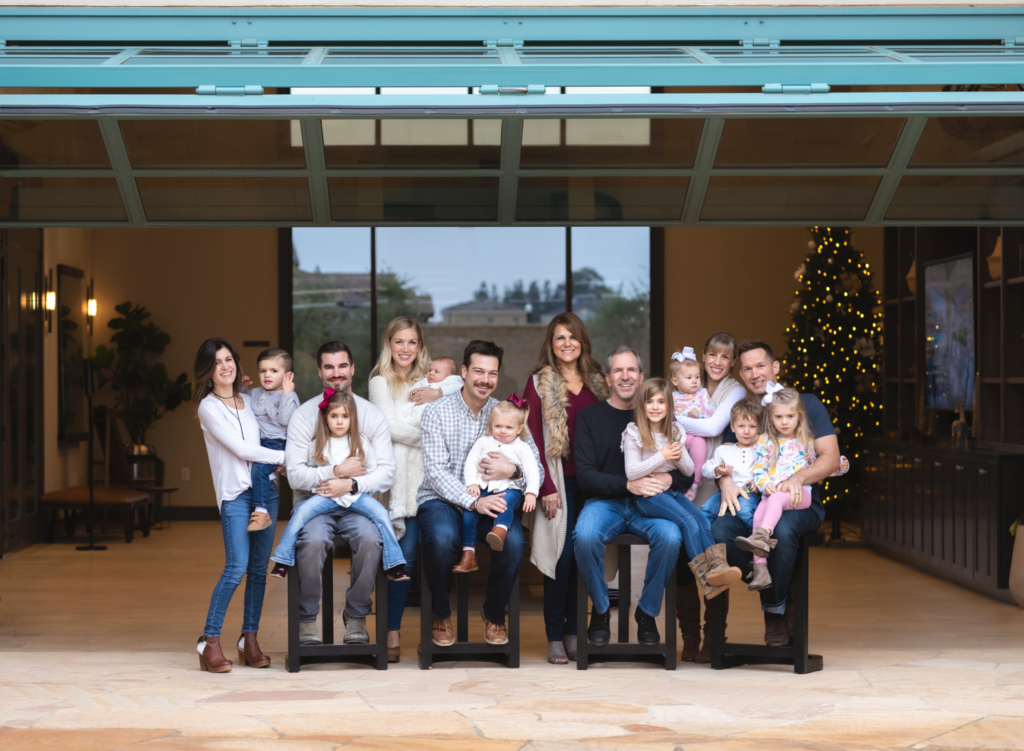 Extended Family Portraits Brochure – Field House Photography